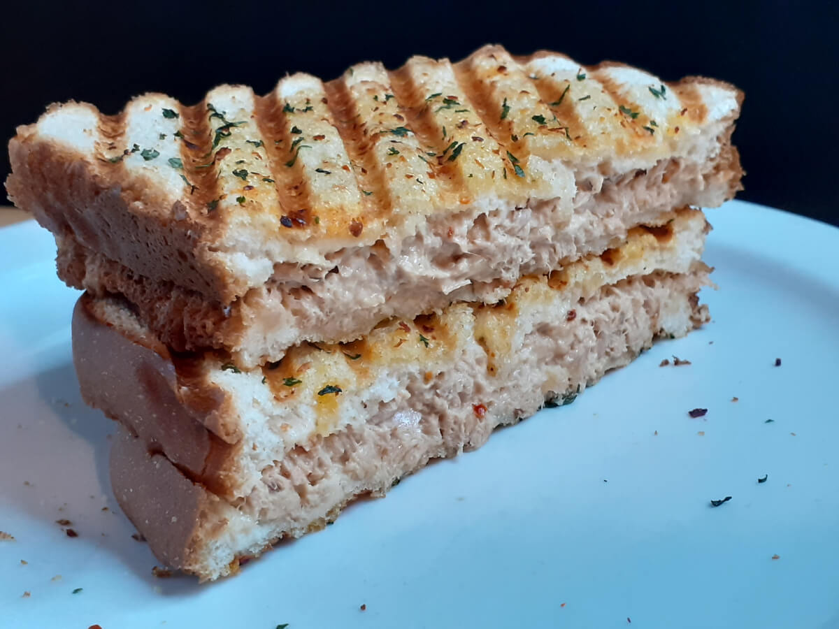 Tuna Sandwich - JAHZKITCHEN