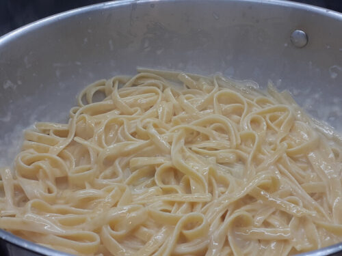 Fettuccine al Burro - JAHZKITCHEN